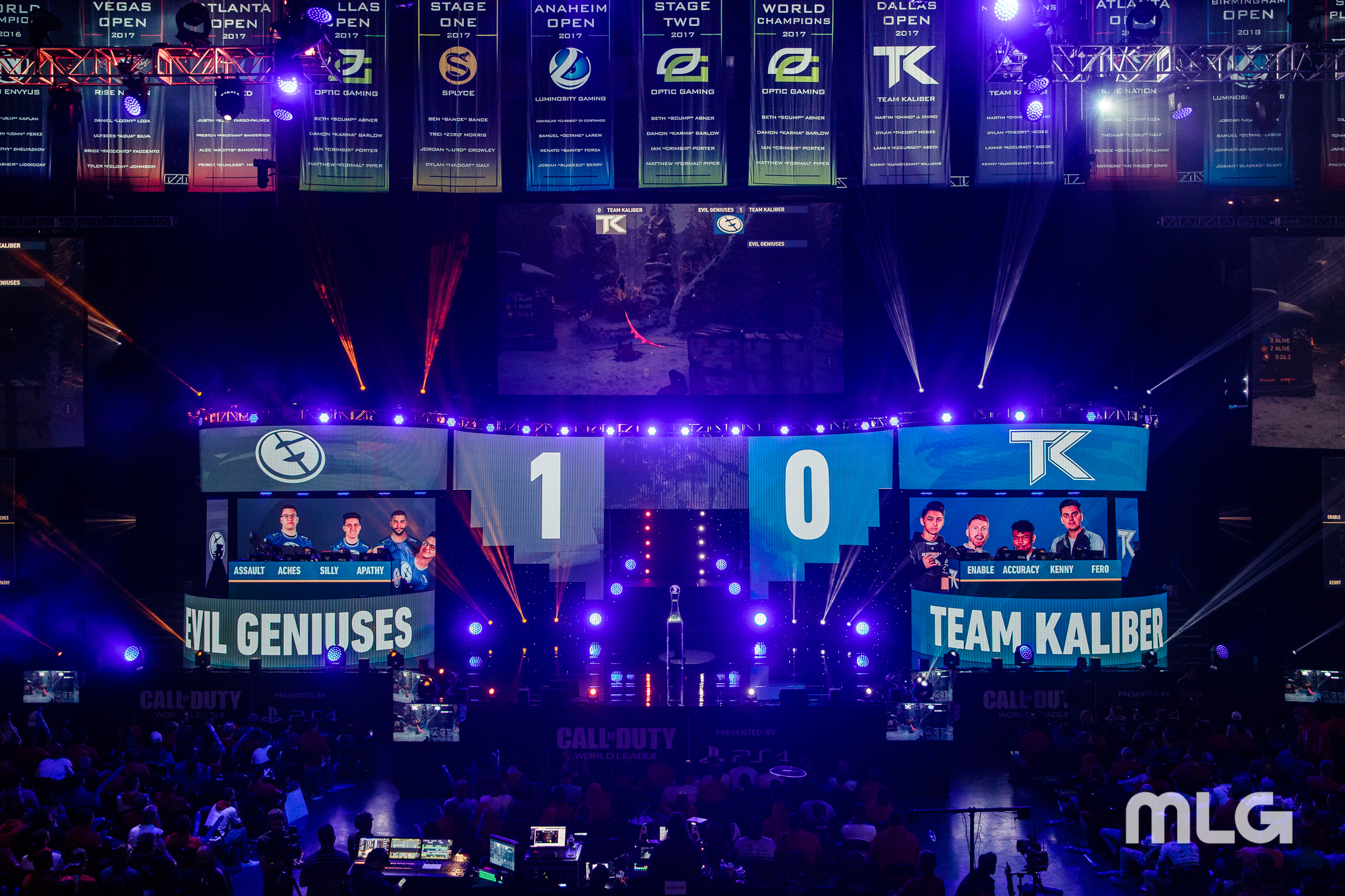 在2019年的CWL赛季中，《使命召唤》改成了5对5的赛制 - manbet客户端上不去