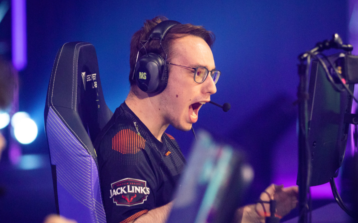 Derke和Fnatic在VCT Masters 2 Reykjavík的低级别比赛- Dot Esports中送出了Version1 ... Derke和Fnatic在VCT Masters 2 Reykjavík的低级别比赛- Dot Esports中送出了Version1 ...